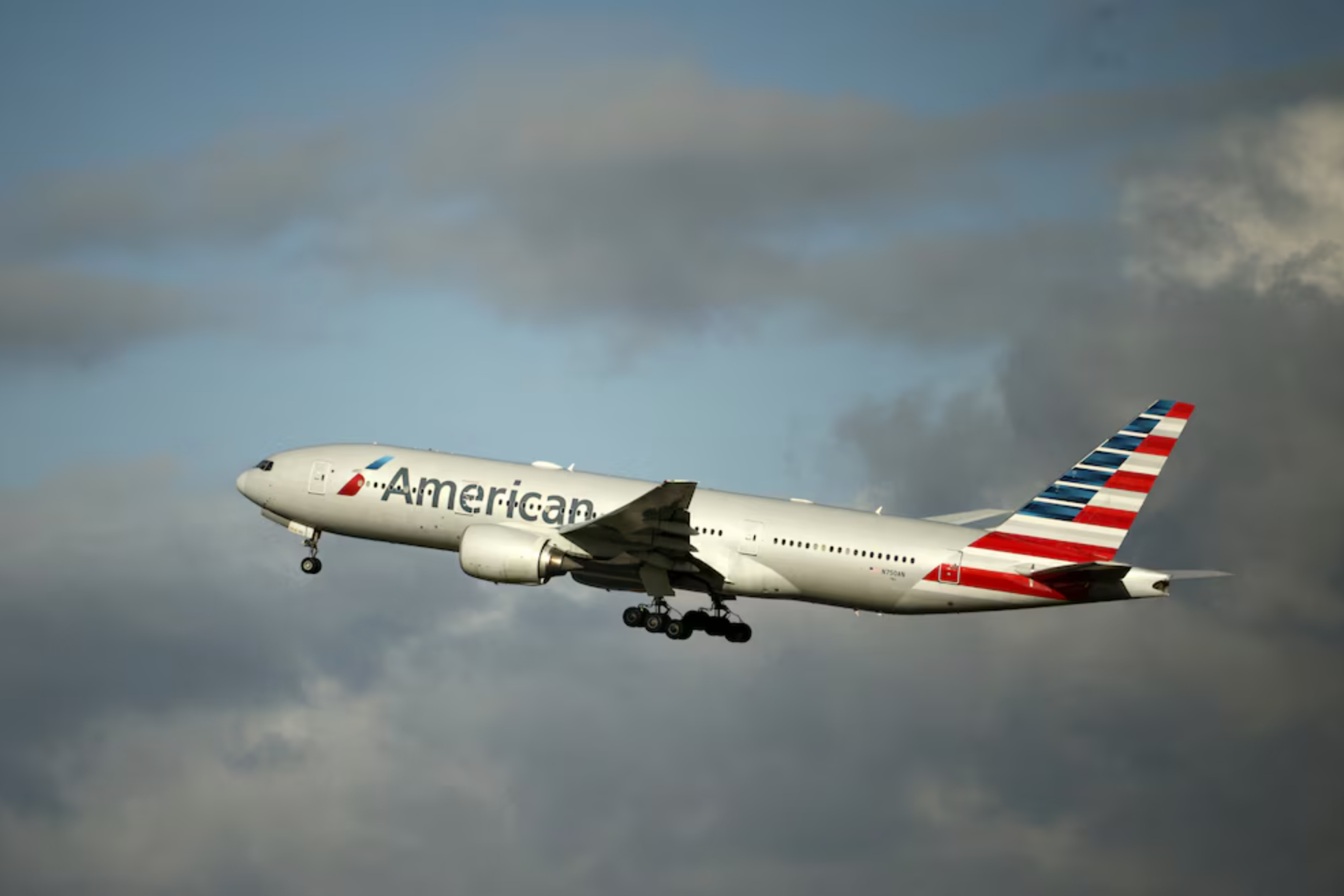 Naples Airport Diverts Boeing 787-9 Flight Due to Runway Safety Limits ... Naples Airport Diverts Boeing 787-9 Flight Due to Runway Safety Limits ...